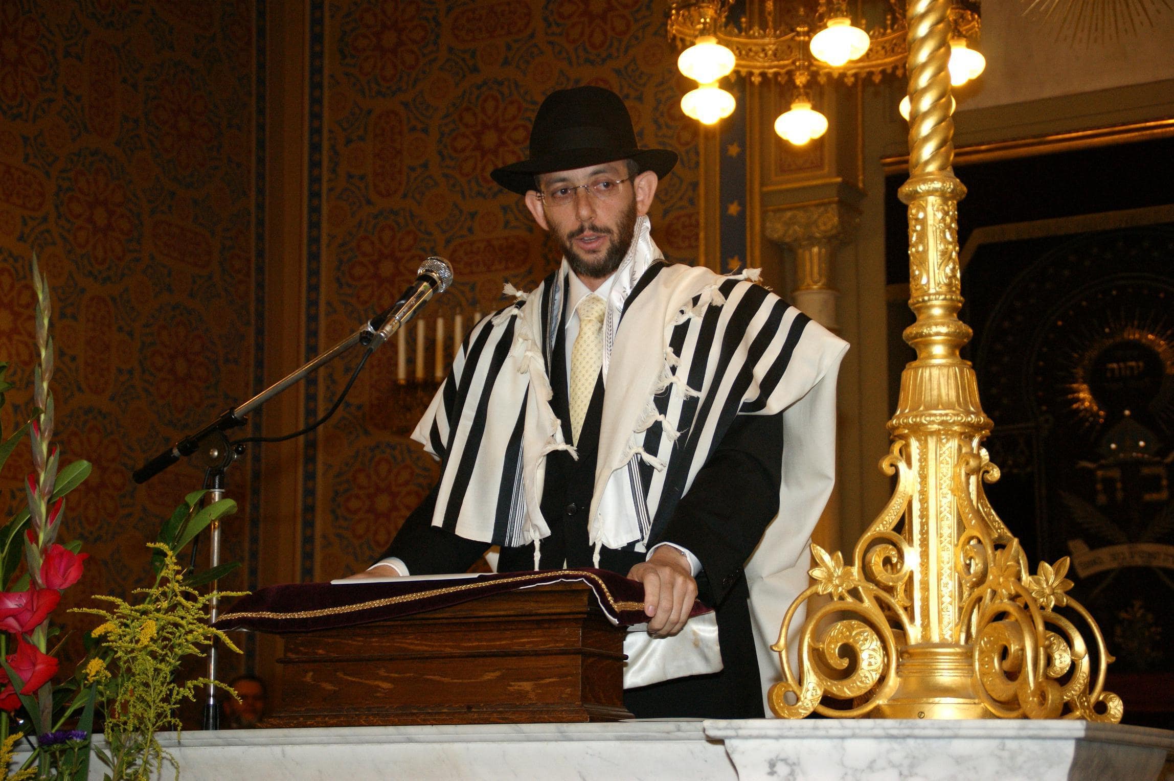 Rabbis from all over Europe at Coronation of Basel Rabbi - Rabbinical ...